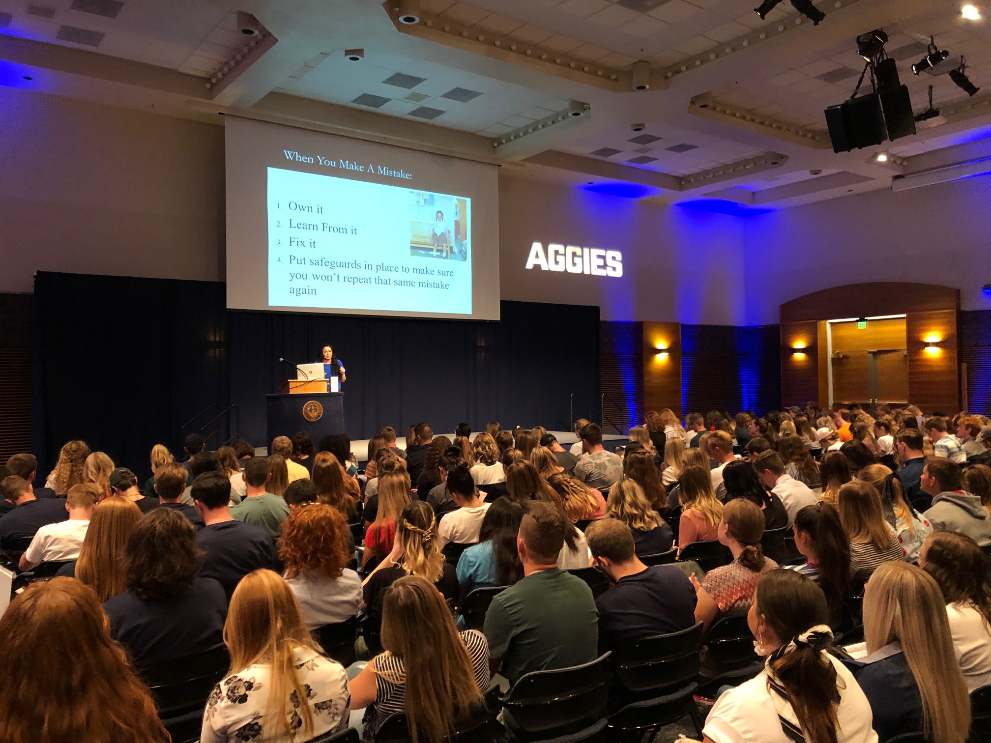 Give People A Reason Not To Forget You | Amy Rees Anderson's Blog